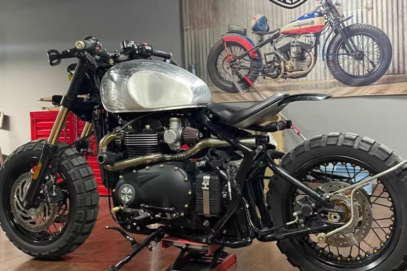 Réservoir aluminium Triumph Bobber 18L - REMMOTORCYCLE